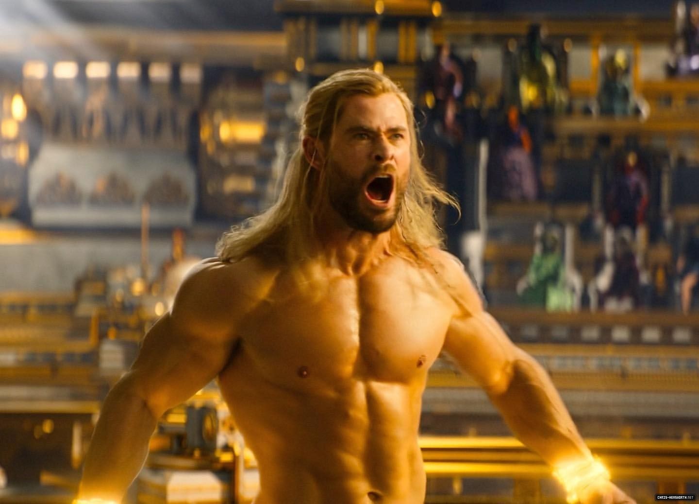 Production Stills - 112 - Chris Hemsworth Central